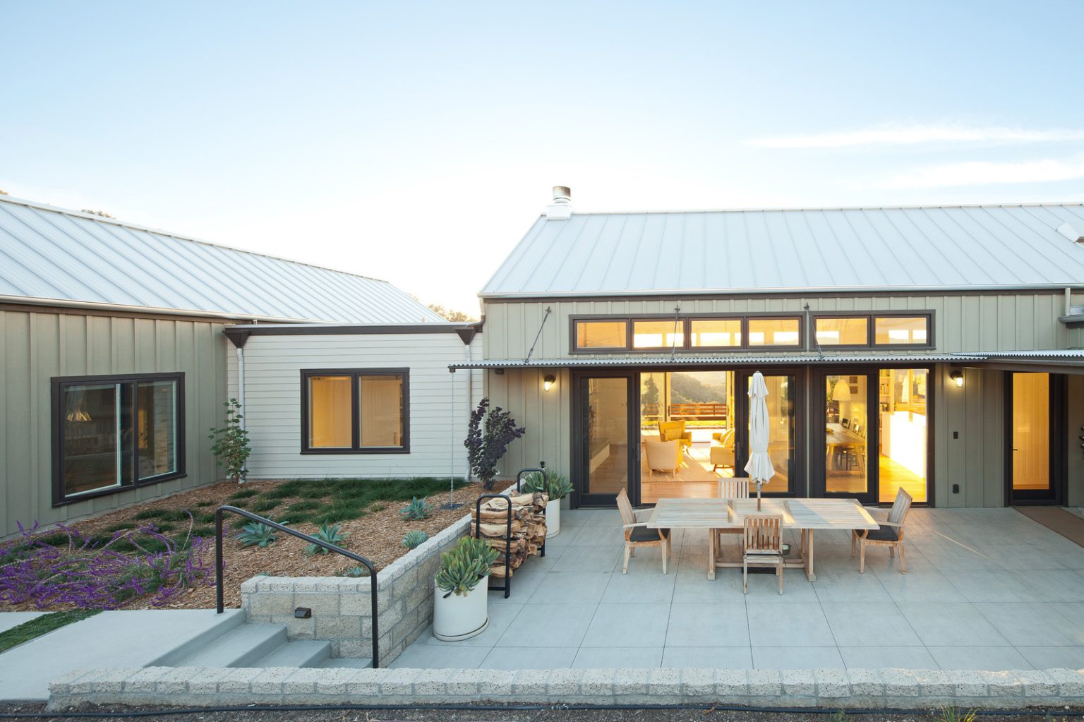18 Outstanding Metal Roof Patio Cover Designs for Any Kinds of Patio ...